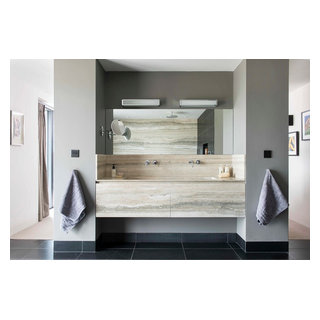 House overlooking Teign Estuary, En-Suite Vanity Unit - Beach Style ...