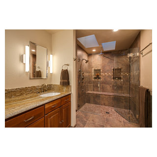 Huge shower with bench seating Denver CO - Moderne - Salle de Bain ...