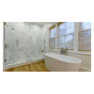 Jasper - Beach Style - Bathroom - Charleston - by Welch Custom Homes ...