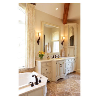 Jenny Rausch, C.K.D - Traditional - Bathroom - St Louis - by Karr Bick ...