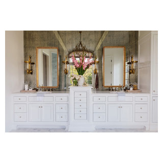 Kanas City House | Renovation and Decorating - Traditional - Bathroom ...