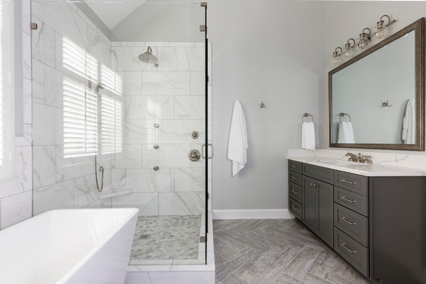 An Awkward Master Bath Gets a Roomier Feel — Without Adding On