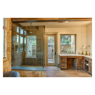 Laurel Haven Homes Award Winning Luxury Home on Lake Travis - Montagne ...