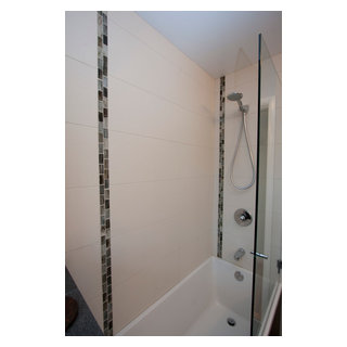 Lean and Linear Bath - Modern - Bathroom - Portland - by LeVernois ...