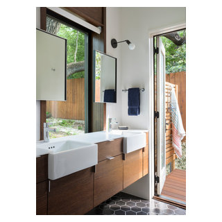 Little Stacy Park - Transitional - Bathroom - Austin - by Cuppett ...