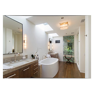 Los Angeles Contemporary - Contemporary - Bathroom - Dallas - by ...