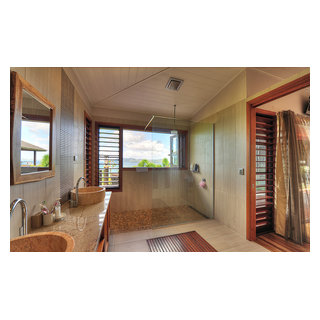 Lugger Bay House - Tropical - Bathroom - Cairns - by Ken Fox Homes Pty ...