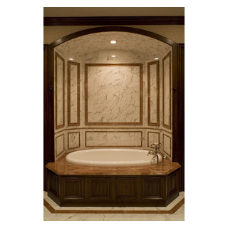 Malinard Manor - Guest Suite Bath - Traditional - Bathroom - Austin ...