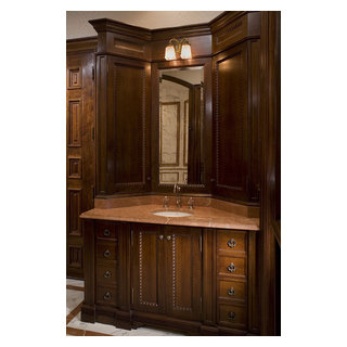 Malinard Manor - Guest Suite Bath - Traditional - Bathroom - Austin ...