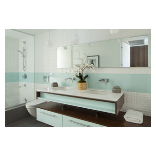 Maryland Proto Home - Contemporary - Bathroom - Los Angeles - by Proto ...