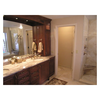 Master Bath Suite Standard builder grade componants - Traditional ...