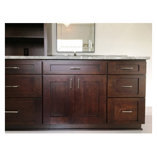 MASTER BATHROOM - Free Standing Tub / Crema Marfil Tile / White Reef ...