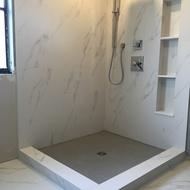 75 Porcelain Tile Bathroom Ideas You'll Love - July, 2025 | Houzz