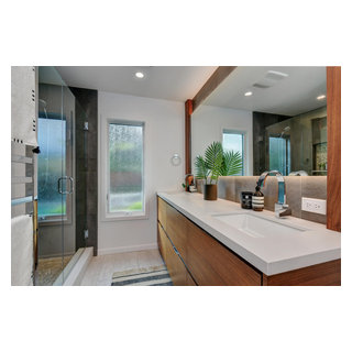 Mastersuite and Hall Bathroom Remodel - Modern - Bathroom - San ...