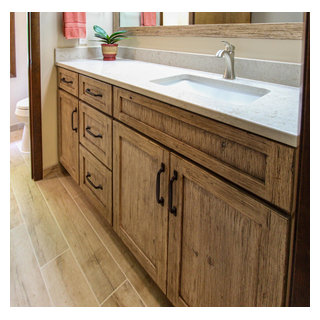 Medallion Knotty Alder Bathroom Vanity and Eternia Quartz Countertop ...