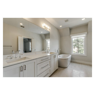 Milton Walk - Classique Chic - Salle de Bain - Dallas - par Robert ...