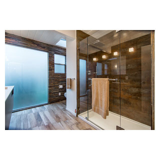 Modern Bathroom with large translucent window - Modern - Bathroom - San ...