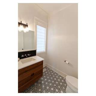 Modern Jackson Craftsman - Modern - Bathroom - Chicago - by Meyer ...