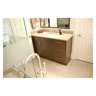 Nicol's Master Bath - Transitional - Bathroom - Raleigh - by Rima ...