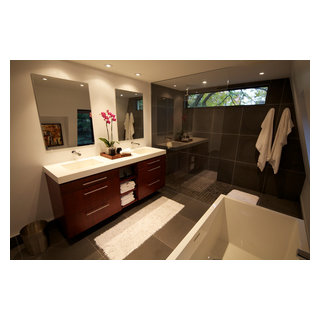 Ontario Street Washroom - Modern - Bathroom - Toronto - by Belyea Bros ...