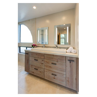 Pacifica Retreat Designed By Jane Regan - Beach Style - Bathroom - San ...