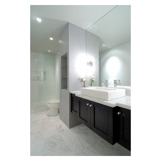 Parkside Avenue II - Classique - Salle de Bain - Vancouver - par Erica ...
