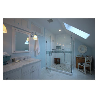 Pilgrim Lake Master - Beach Style - Bathroom - by Cregg Sweeney LLC | Houzz