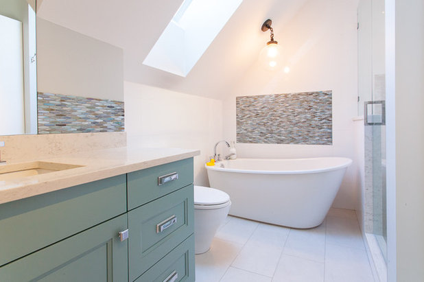 Houzz Tour: An Elegant Studio Apartment Over the Garage