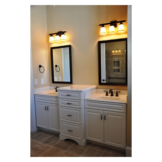 Porters Neck Plantation: The Somerset Plan - Traditional - Bathroom ...