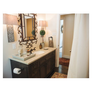 Preston Project - Transitional - Bathroom - Dallas - by Beth Bray ...