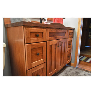 Rensselaer, IN. Haas Signature Collection. Rustic Hickory Kitchen ...