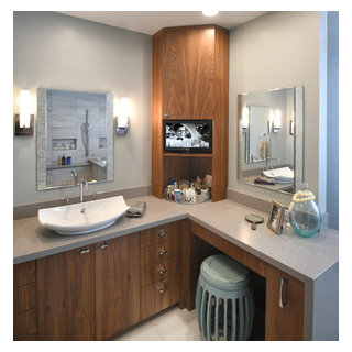 River Oaks Loft - Contemporary - Bathroom - Houston - by Chandra Stone ...