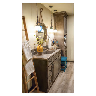 Rustic Adirondack Bathroom - Rustic - Bathroom - New York - by 2B ...