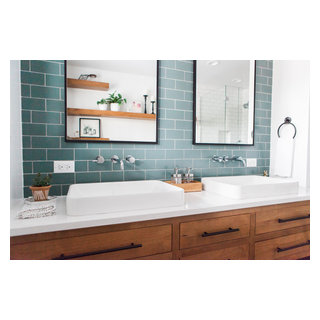 Rustic Flagstone Bathroom - Rustic - Bathroom - Detroit - by Fireclay ...