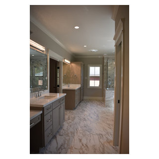 Saxon @ Oak Forest - Craftsman - Bathroom - Houston - by newhaven ...