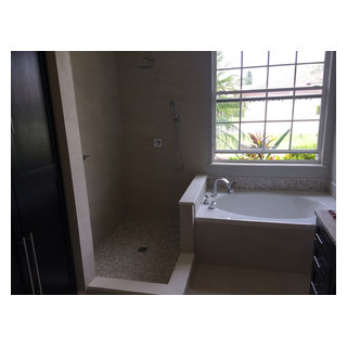 Shields Bathroom - Modern - Bathroom - Tampa - by Custom Bath Concepts ...
