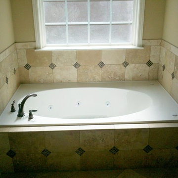 Whirlpool Tub Surround - Photos & Ideas | Houzz