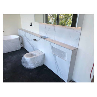 SinTerra Statuario - Large format Porcelain - Modern - Bathroom ...