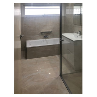 Small Bathroom, Ferntree Gully - Contemporain - Salle de Bain ...