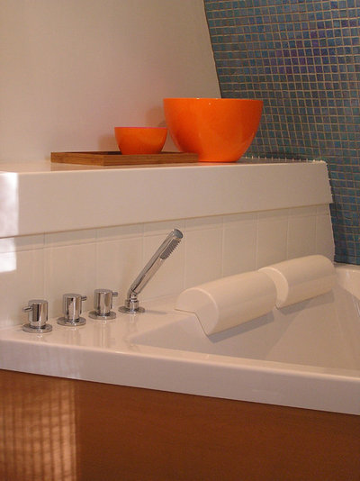 Bliss Out in Your Bath: 18 Ways to 'Spa Up' Your Bathroom