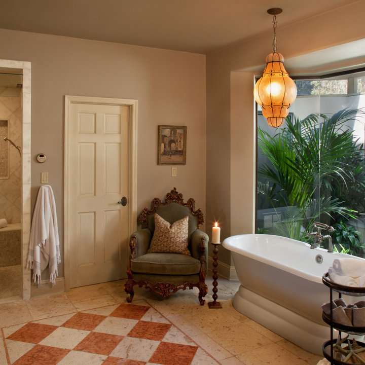 Colonial Bathroom - Photos & Ideas | Houzz
