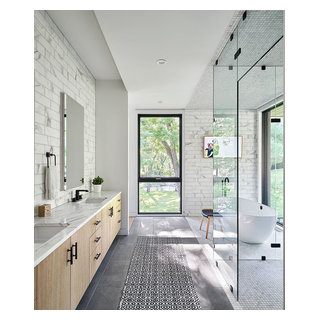Streamline House - Contemporary - Bathroom - Kansas City - by Hufft | Houzz