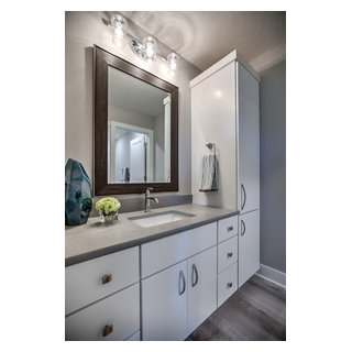 Street Of Dreams OMAHA - Contemporary - Bathroom - Omaha - by Thomas ...