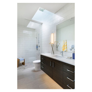 Sunfish Lake Modern - Contemporary - Bathroom - Minneapolis - by Lucy ...