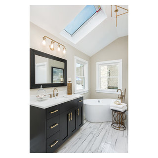 The Miranda - Contemporary - Bathroom - Chicago - by Barriere ...