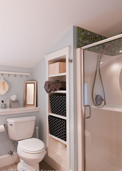 Recess Time: Boost Your Bathroom Storage With a Niche