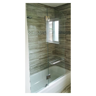 Tub / Shower glass panels & shower shields - Contemporary - Bathroom ...