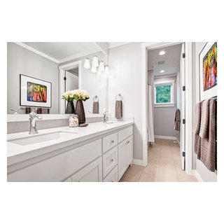 Upper Hallway Bathroom - Farmhouse - Bathroom - Seattle - by Chaffey ...