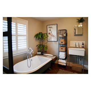 Victorian Terrace House - Victorian - Bathroom - London - by Inside ...