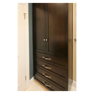 W. Master, Hall, Bedroom Bathroom and Laundry Room - Traditional ...